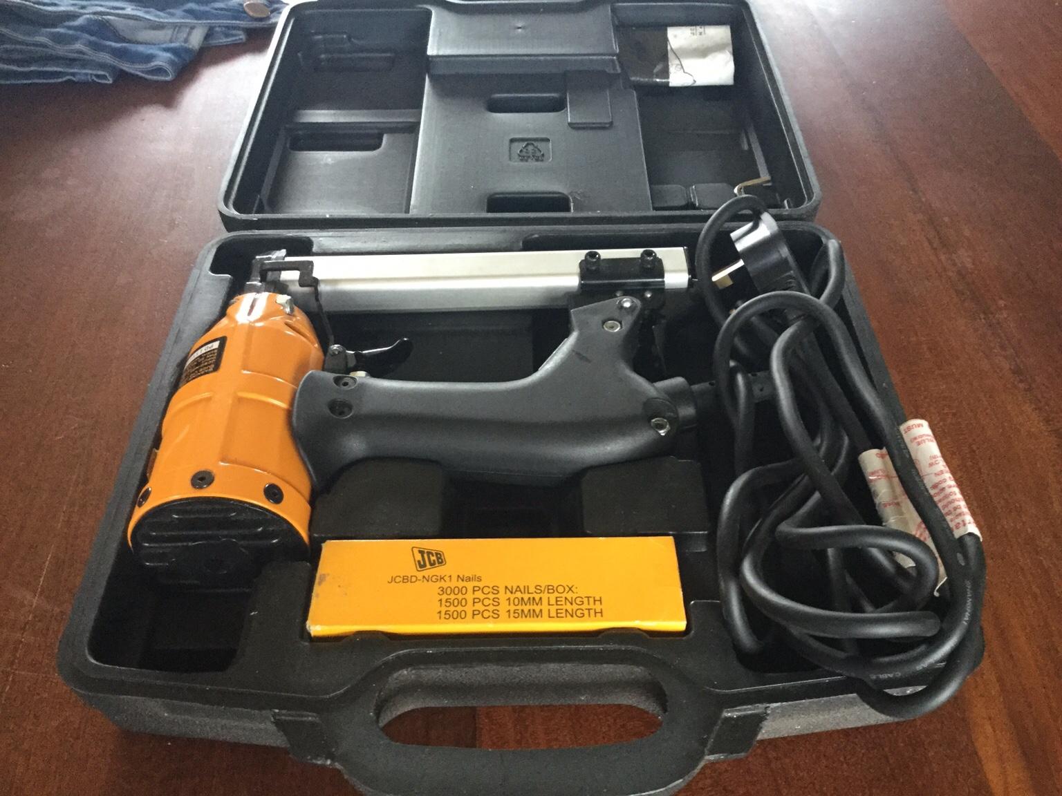 (JCB) electric nail gun in High Ercall für 40,00 £ zum Verkauf | Shpock DE