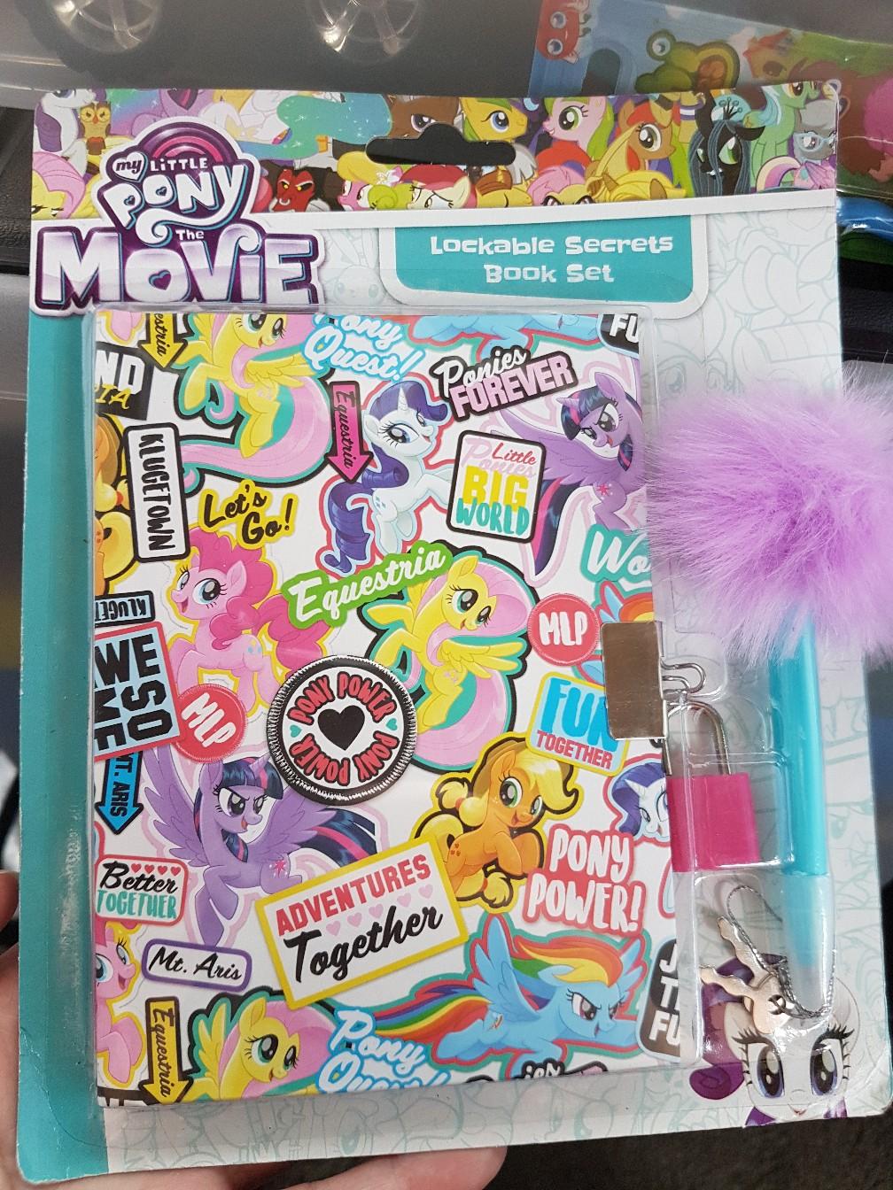 Lockable secrets book set in DY6 Dudley für £ 1,00 zum Verkauf | Shpock AT