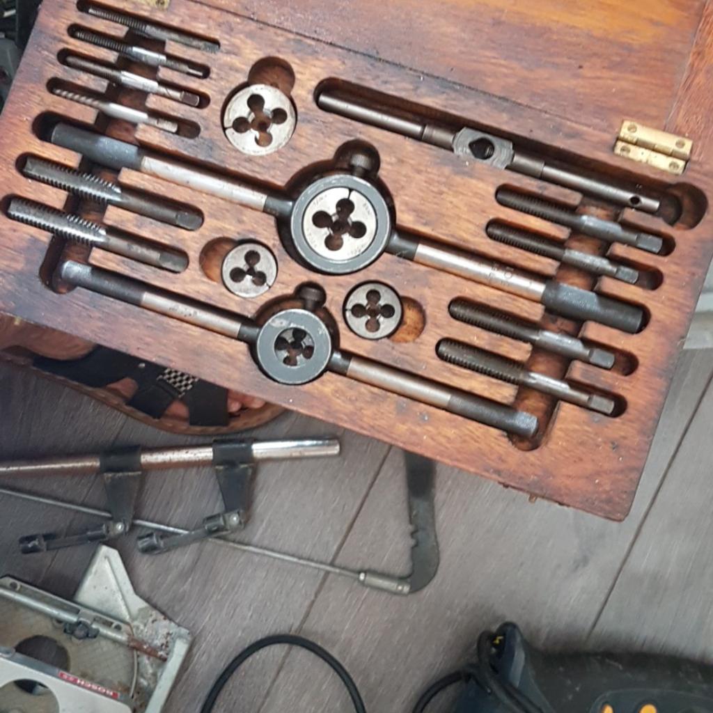 set of socket dies and tape in E7 London für £ 2,00 zum Verkauf | Shpock AT