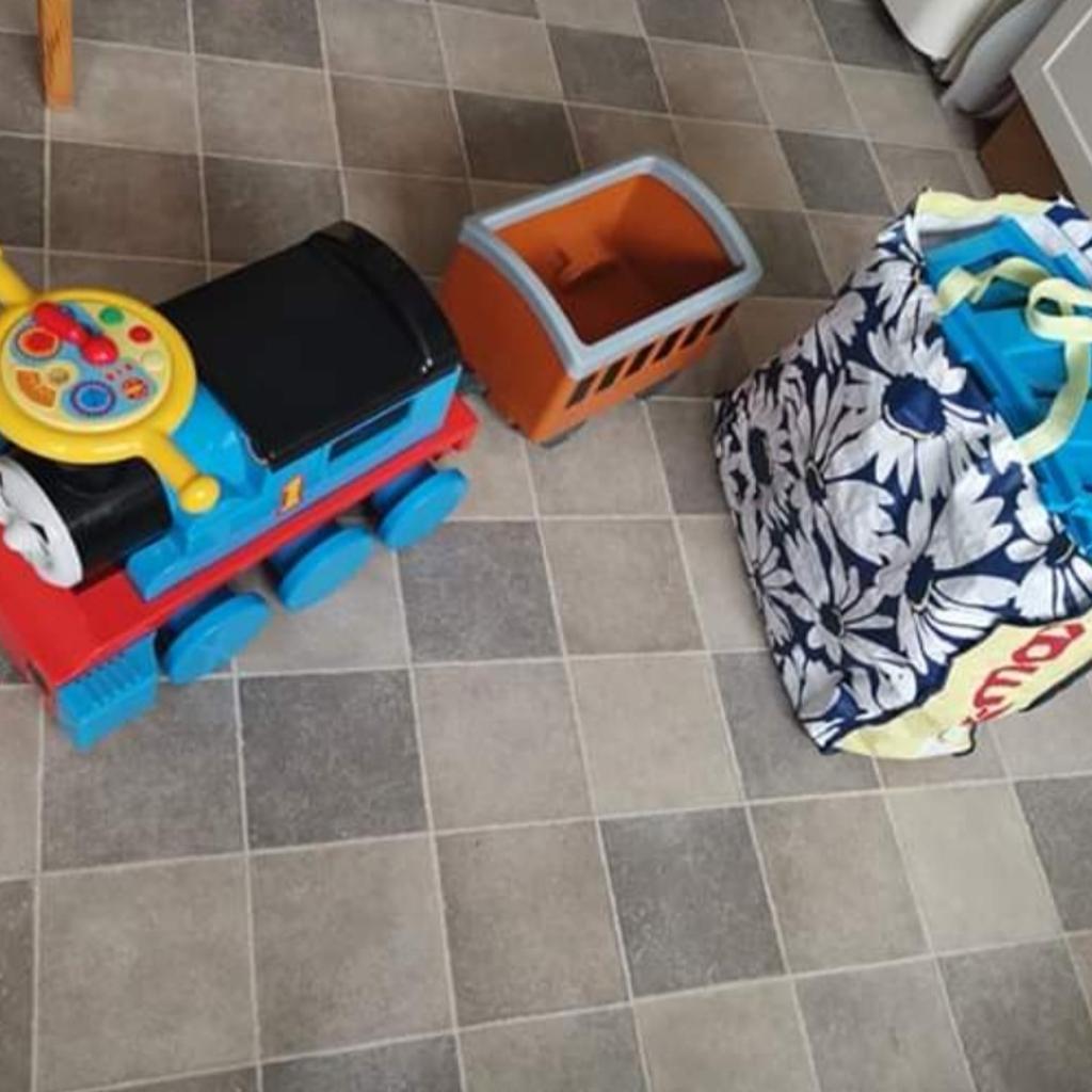 Ride on Thomas the Tank Engine in S10 Sheffield für 26,00 £ zum Verkauf ...