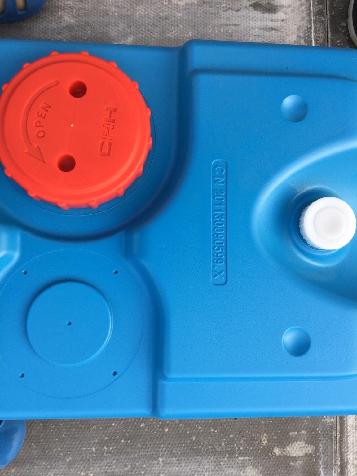 Caravan waste water tank in DY6 Dudley for £12.00 for sale | Shpock