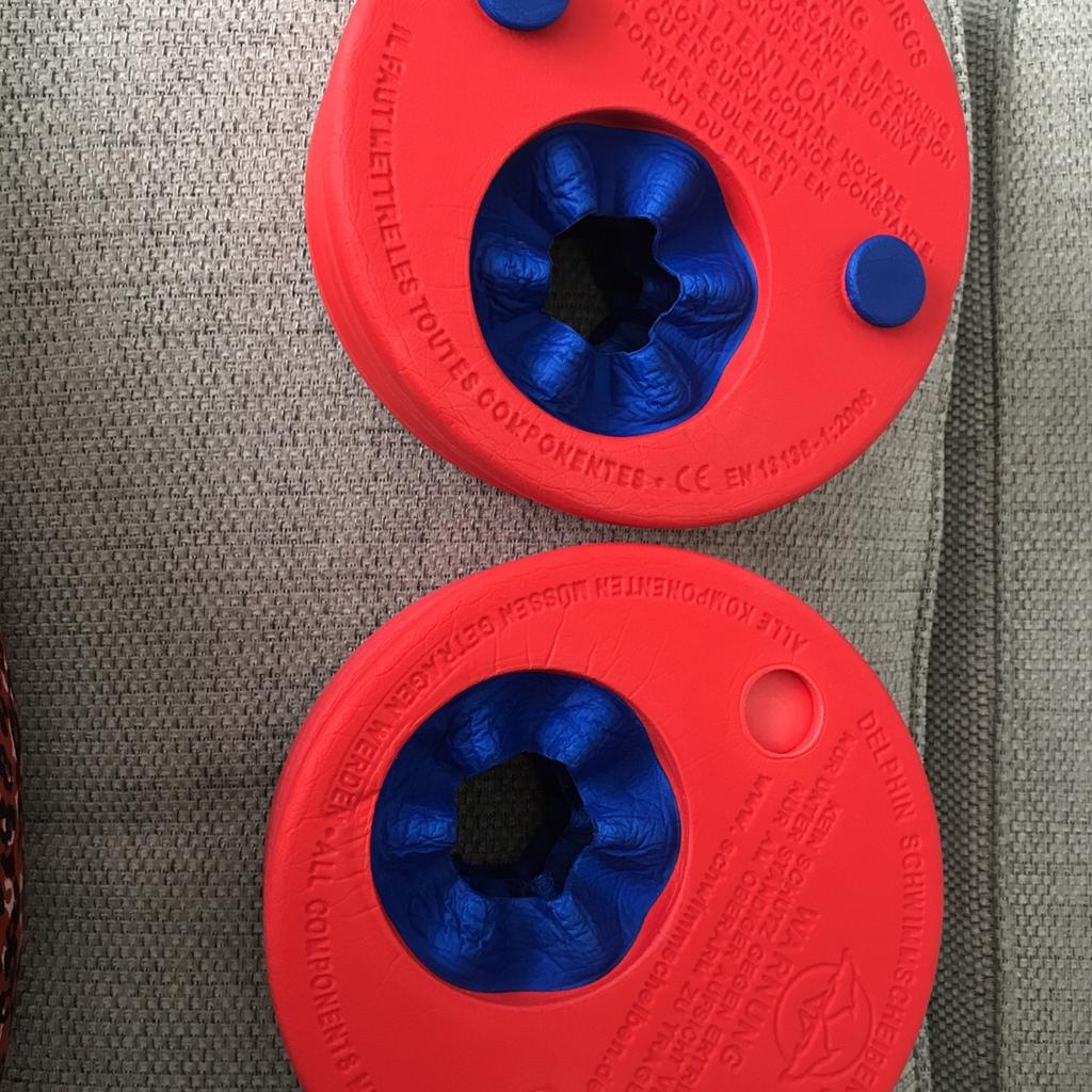 Six Delphin Swim discs in B77 Tamworth für 6,00 £ zum Verkauf | Shpock DE