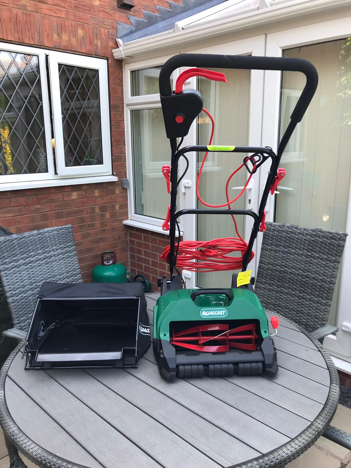 Qualcast 400W Cylinder Lawn Mower in DE13 Staffordshire für 45,00 £ zum ...