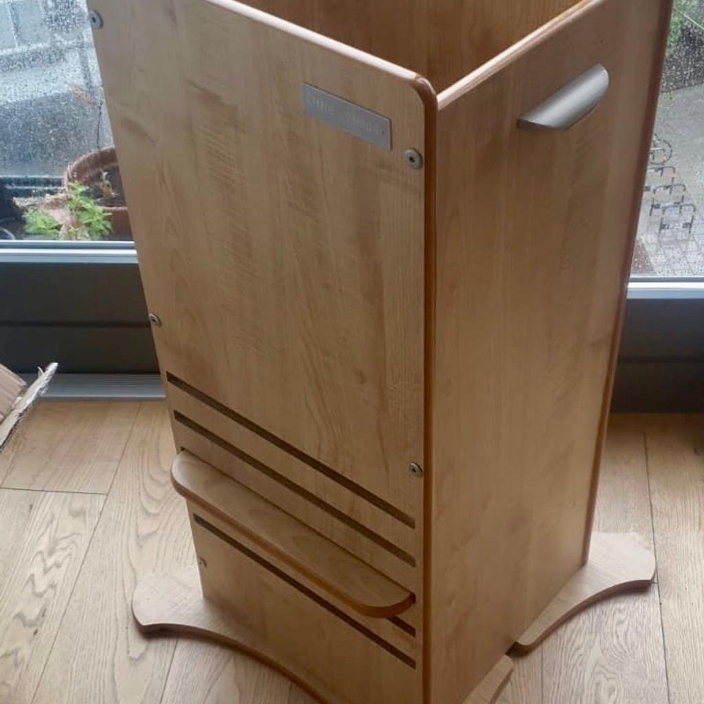 Little helper / Montessori learning tower in N1 London Borough of ...
