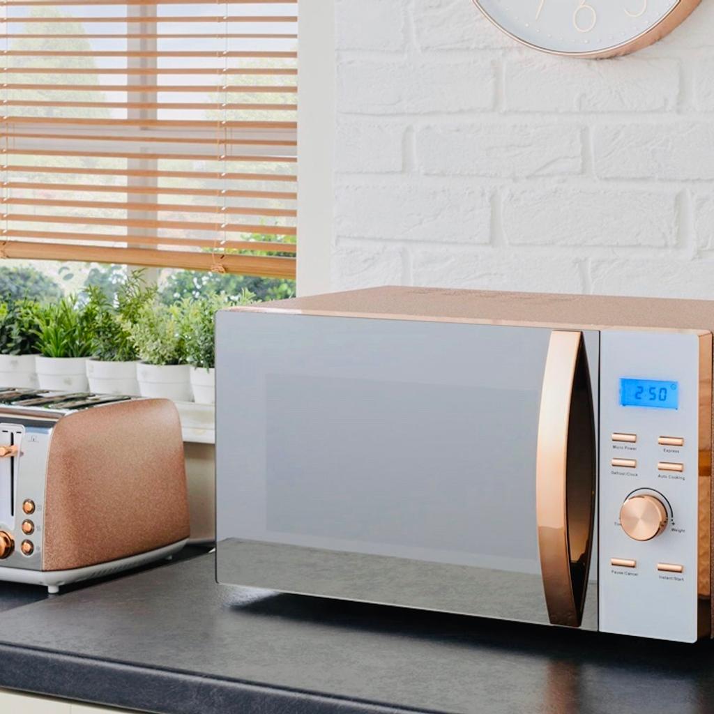 SPARKLE ROSE GOLD MICROWAVE *BRAND NEW* in M34 Manchester für 60,00 ...