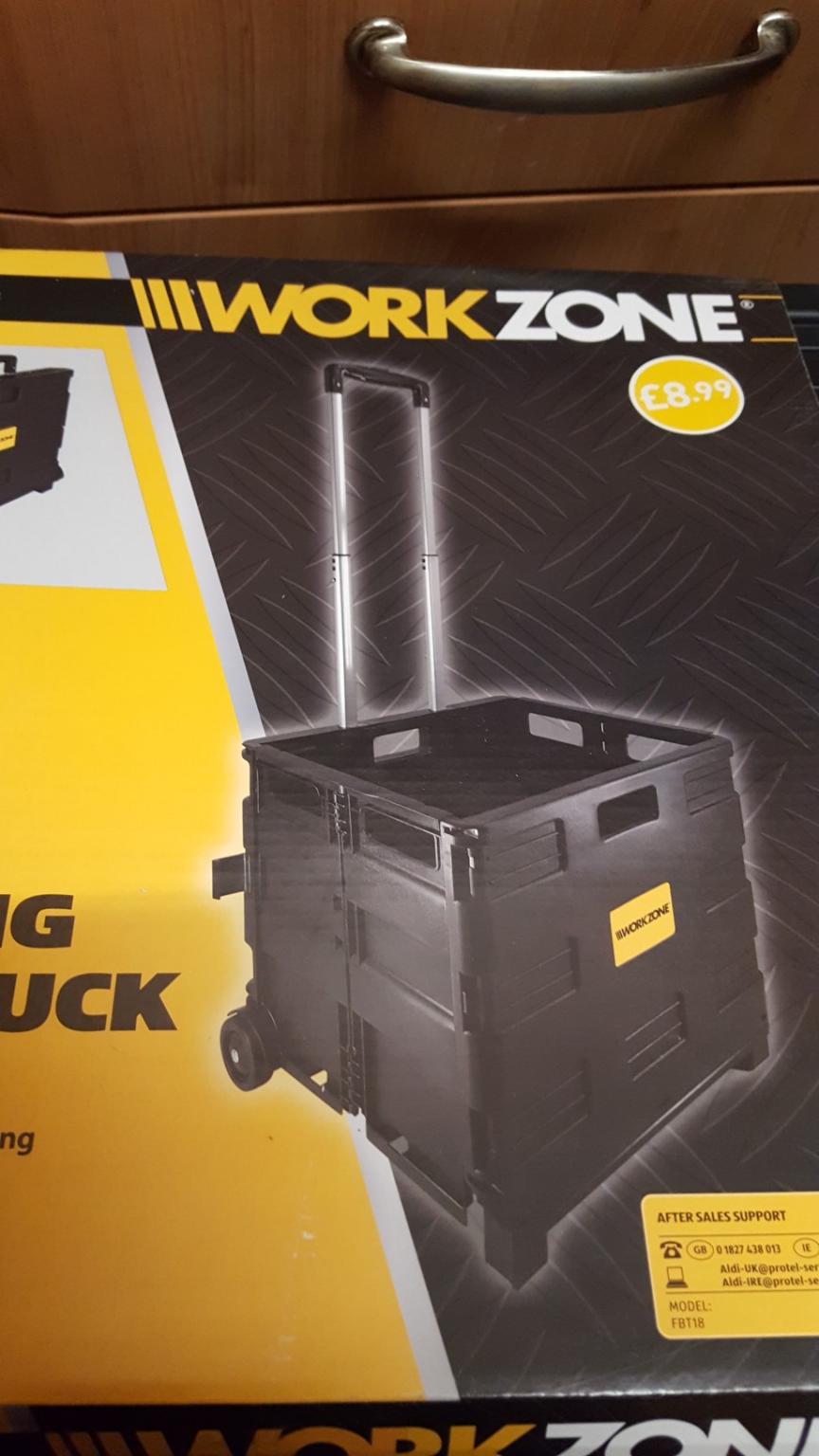 workzone folding box truck in PR2 Preston für £ 5,00 zum Verkauf | Shpock AT