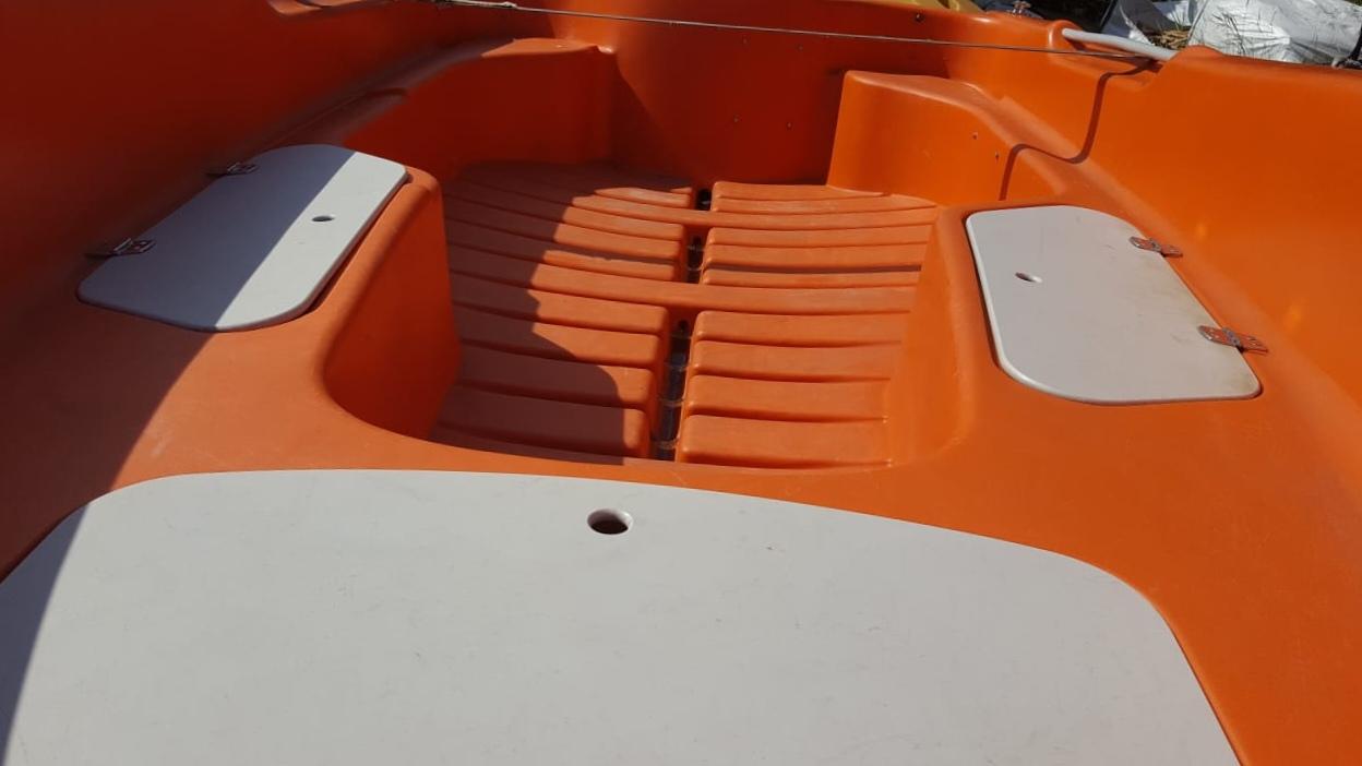 jeanneau Rigiflex Newmatic 400 boat & trailer in Kirklees für 1.250,00 ...