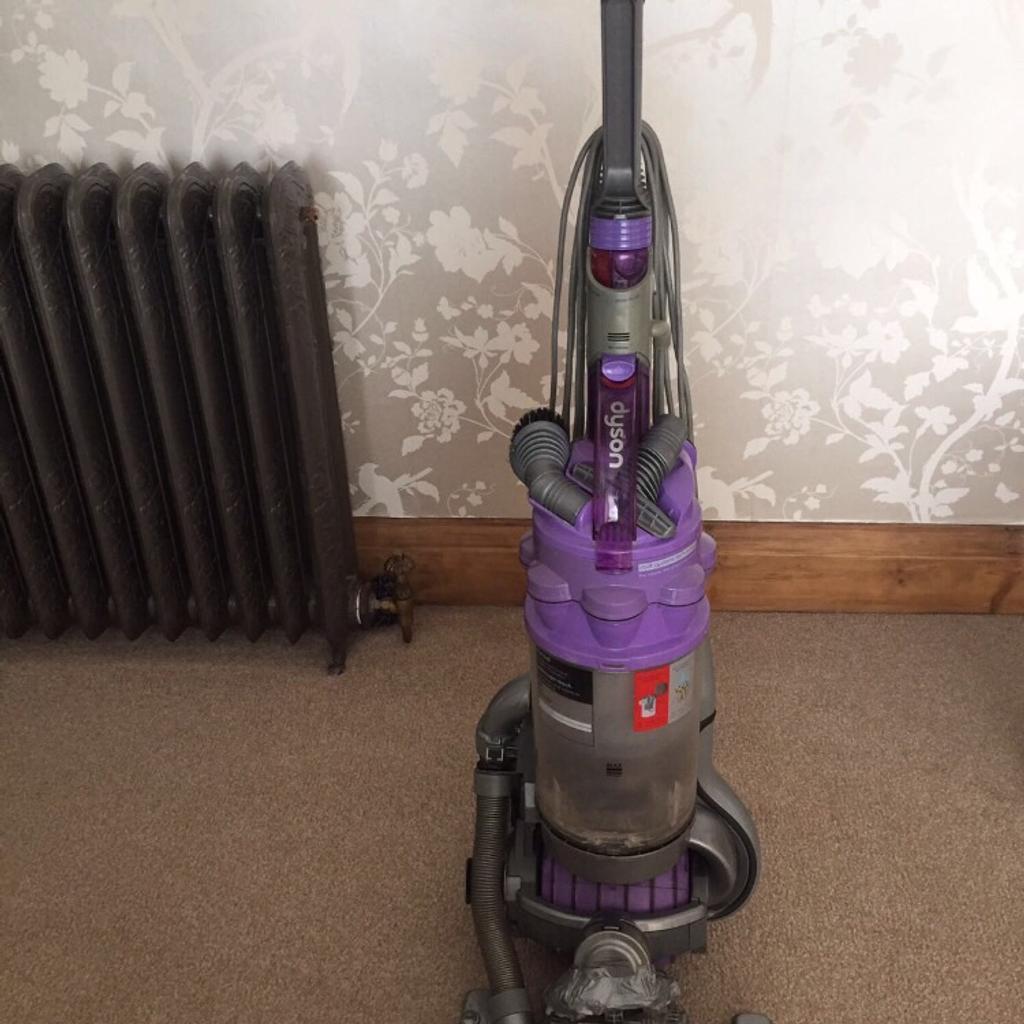 Dyson DC15 vacuum cleaner in B68 Sandwell for £20.00 for sale | Shpock