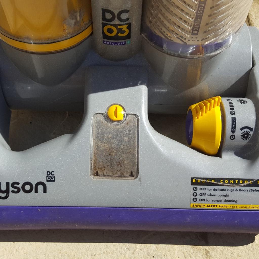 Dyson DCO3 Absolute Up Right Vacuum cleaner in TN23 Ashford für 45,00 ...