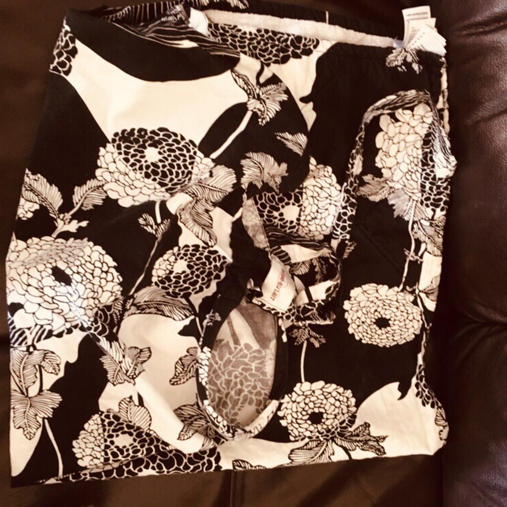 Breastfeeding cover in TW13 London für 8,00 £ zum Verkauf | Shpock DE