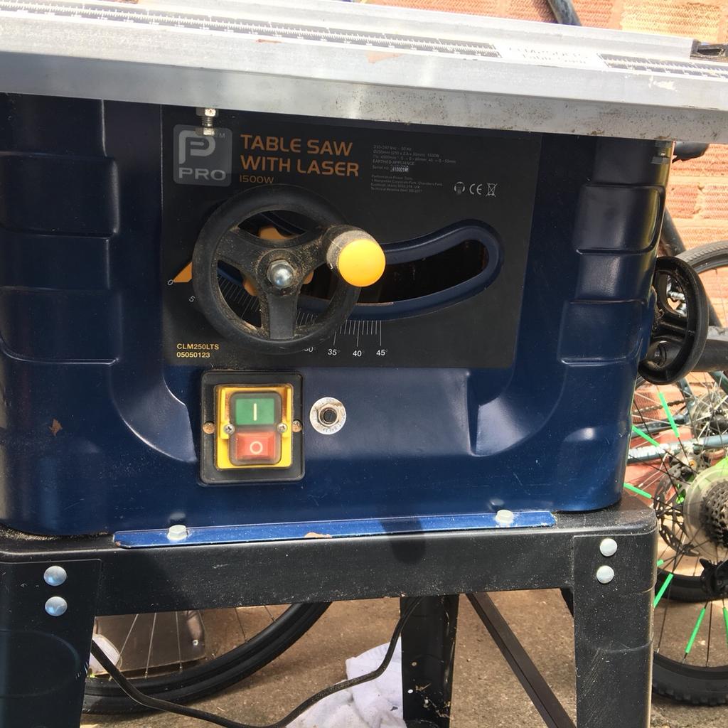 Performance Pro 1500w Table Saw With Laser in B34 Birmingham für 70,00 ...
