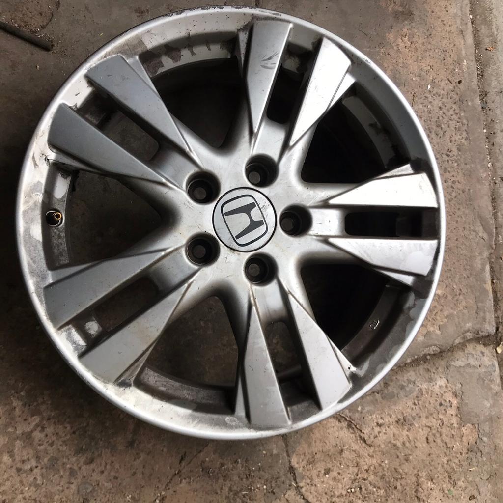 Honda Civic alloy wheel 17 inch in B63 Dudley for £20.00 for sale | Shpock