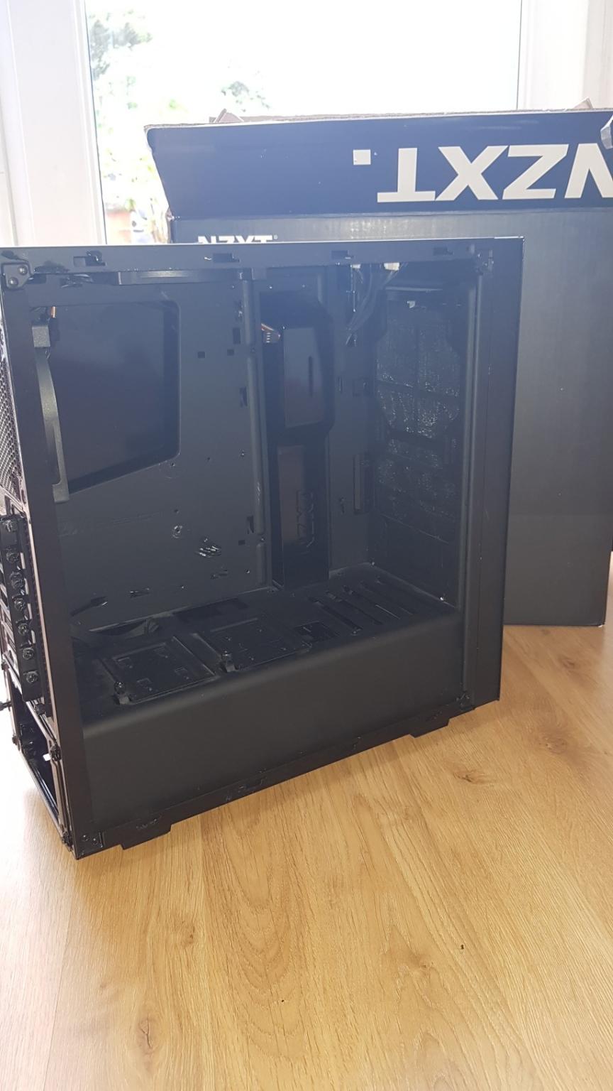NZXT GAMING MID TOWER CASE in PR8 Sefton für 20,00 £ zum Verkauf ...