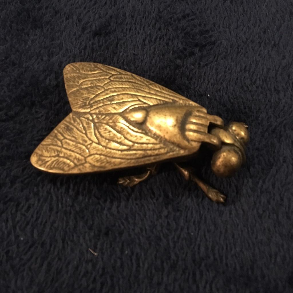 vintage brass fly ashtray. in CV32 Warwick for £15.00 for sale | Shpock