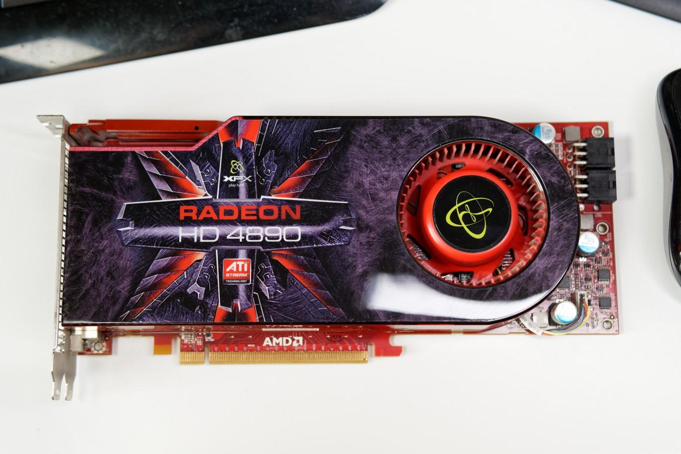 XFX Radeon HD 4890 1GB DDR5 graphics card in ST5-Lyme für 15,00 £ zum ...