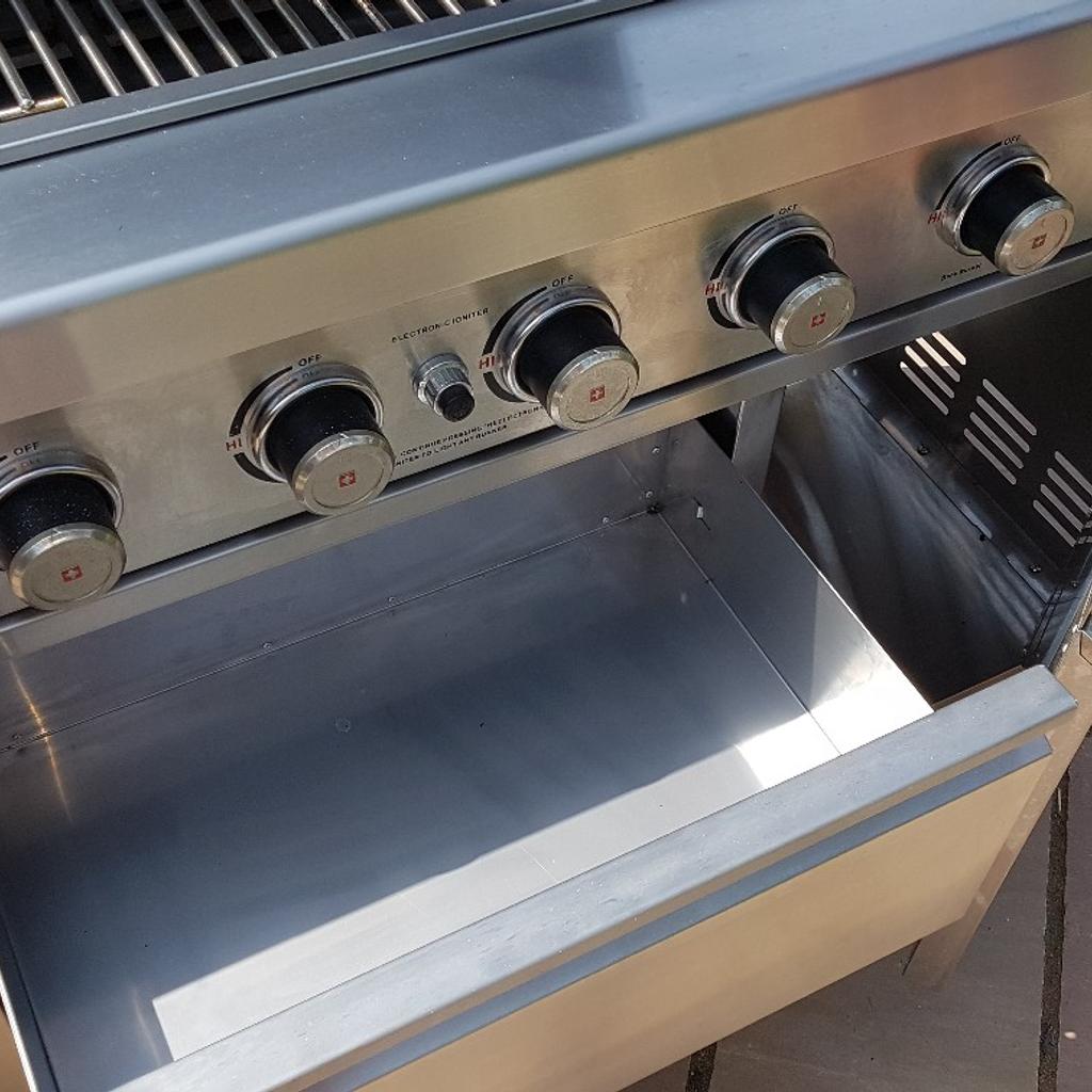 Swiss Grill gas BBQ in CW2 Wistaston für £ 375,00 zum Verkauf | Shpock AT