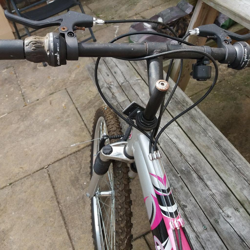 bicycle in WV15 Bridgnorth für £ 10,00 zum Verkauf | Shpock AT