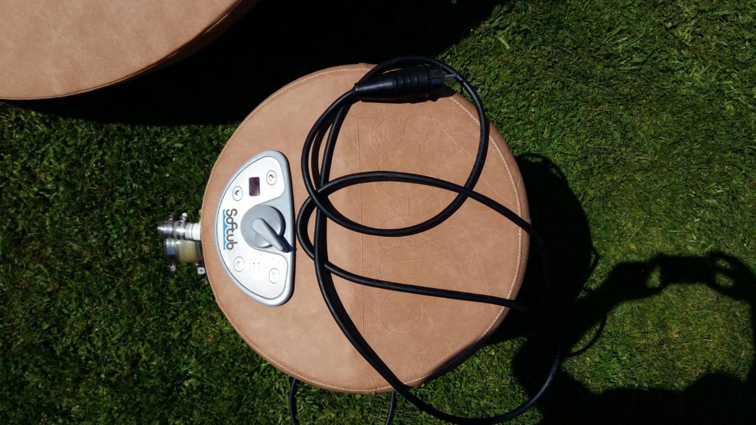 Softub-Whirlpool 220 Motor in 6421 Rietz for €700.00 for sale | Shpock