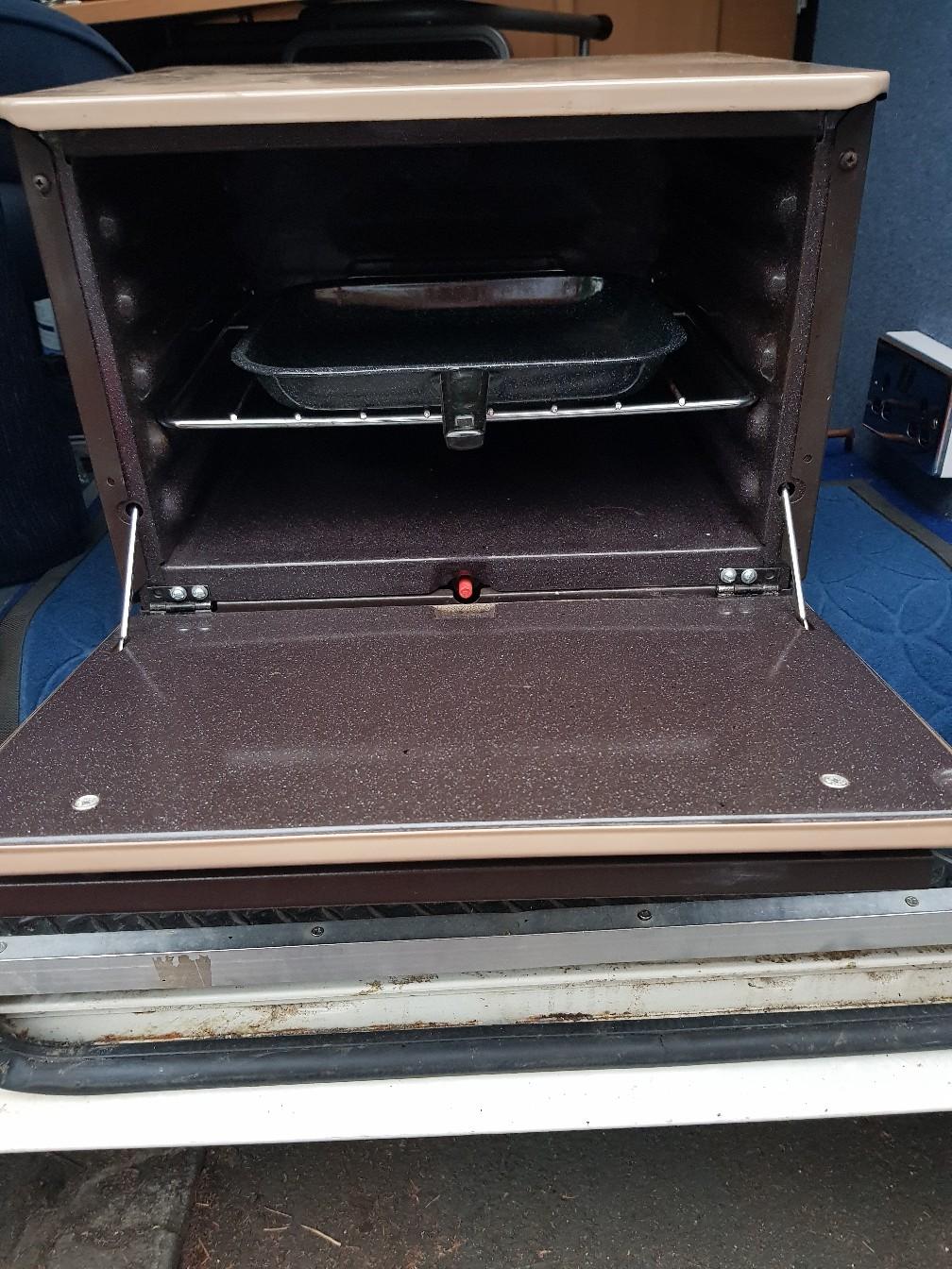 Free caravan/campervan gas oven in B35 Birmingham für gratis zum ...
