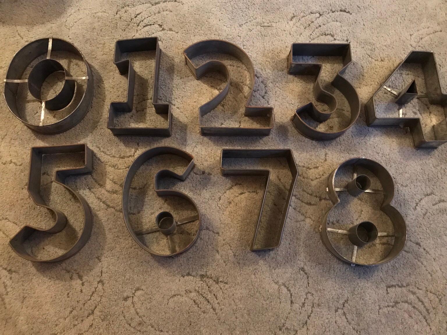 Large metal number cake tins in B27 Birmingham für 20,00 £ zum Verkauf ...