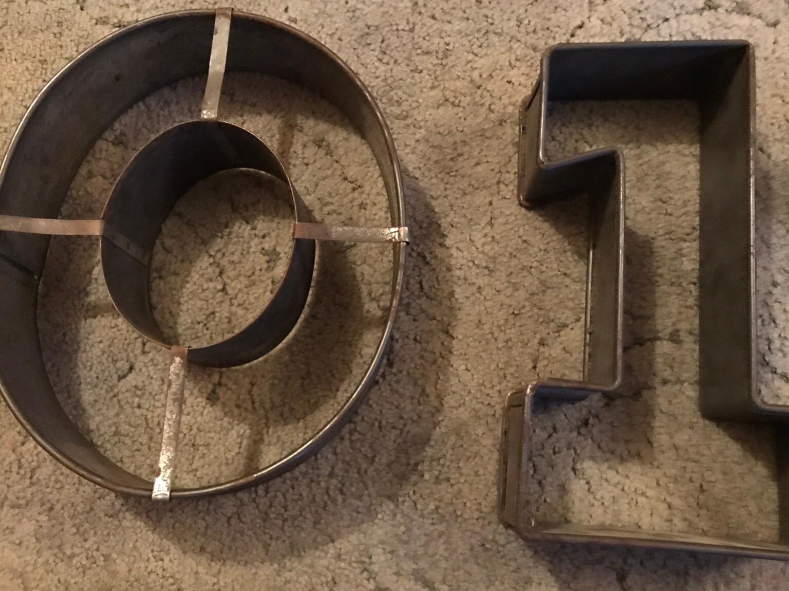 Large metal number cake tins in B27 Birmingham für 20,00 £ zum Verkauf ...