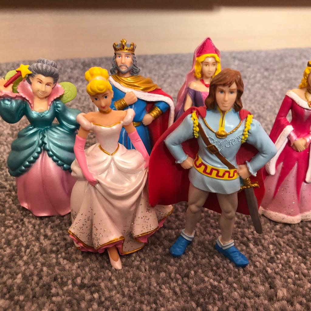 ELC Cinderella Figures in WF1 Wakefield for £5.00 for sale | Shpock
