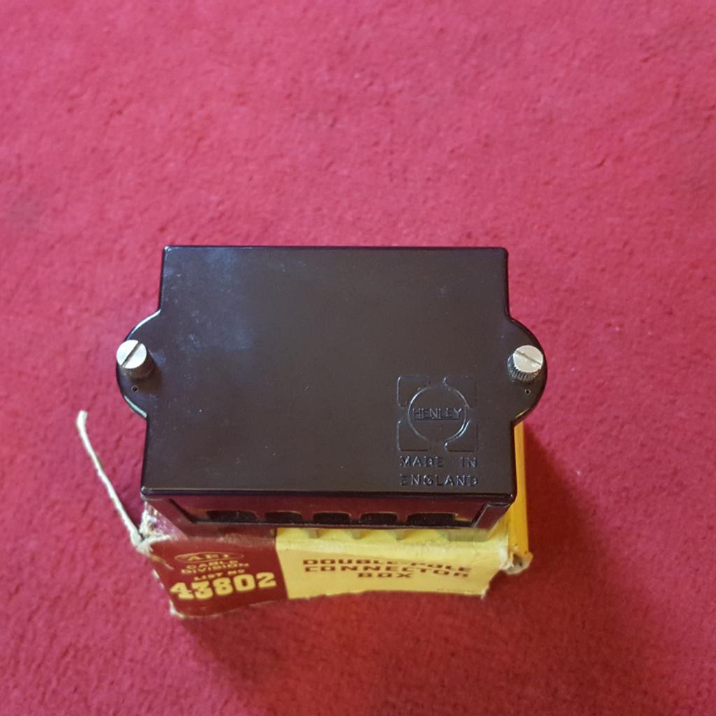 Henley Block Double Pole Connector Block. in TN23 Ashford für 8,00 ...