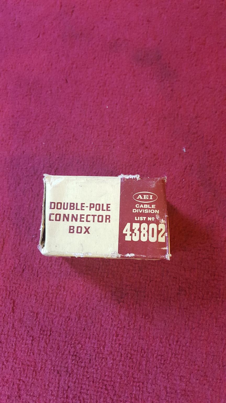 Henley Block Double Pole Connector Block. in TN23 Ashford für 8,00 ...