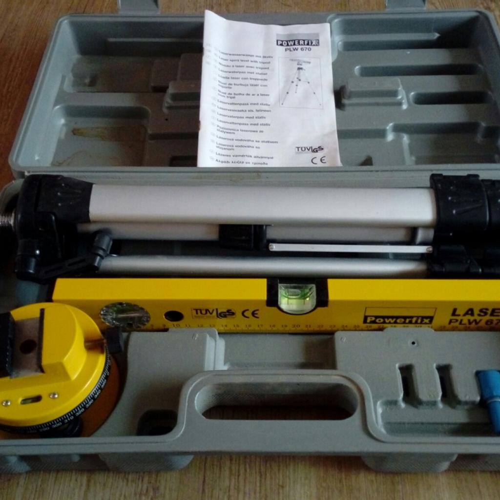 Powerfix PLW670 laser spirit level and tripod in DY11 Wyre Forest für 5 ...
