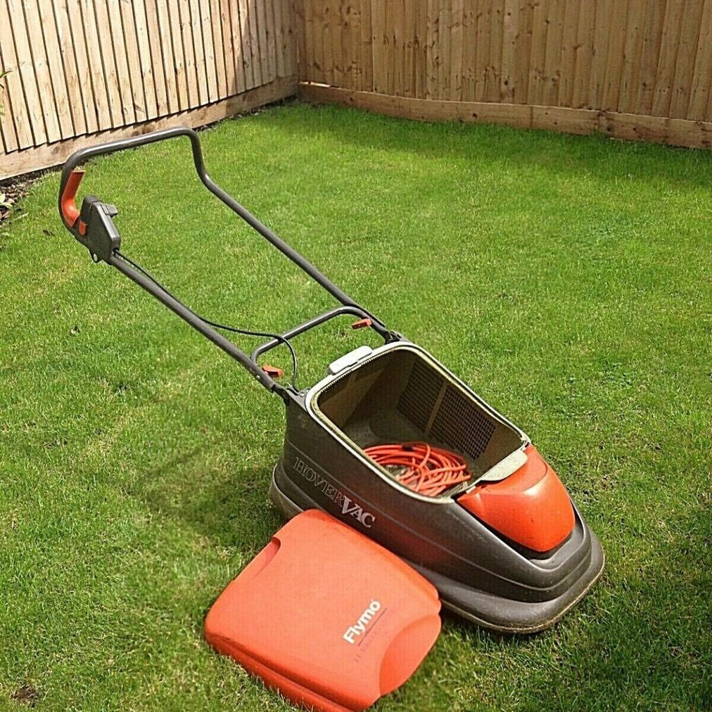 Flymo Turbo Compact 300 mains electric mower in HP20 Aylesbury für £ 25 ...