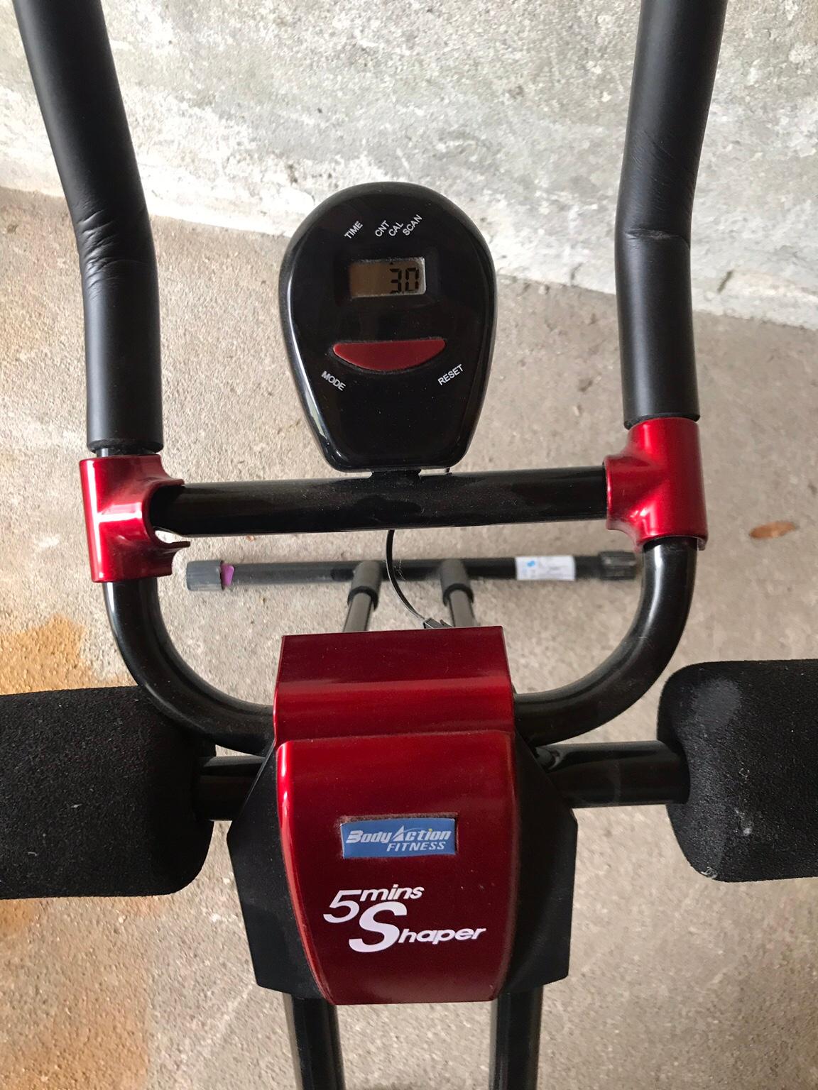 5 min shaper Bauchmuskeltrainer in 4523 Sierning für 25,00 € zum ...