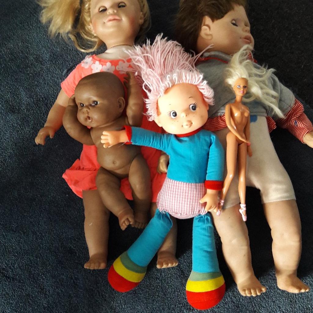 5 dolls in WV2 Wolverhampton für £ 5,00 zum Verkauf | Shpock AT