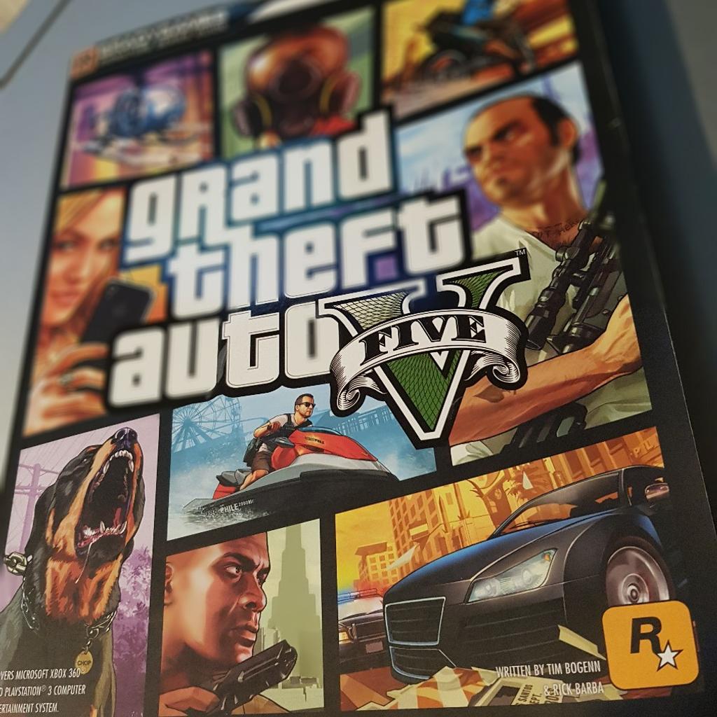 GTA 5 guidebook + Rare Blueprint map (Guide) in WF12 Kirklees für £ 15 ...