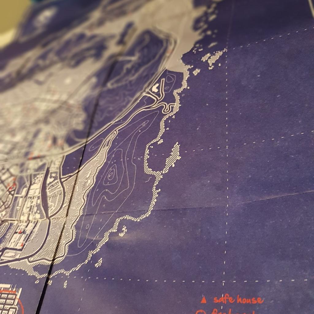 GTA 5 guidebook + Rare Blueprint map (Guide) in WF12 Kirklees für £ 15 ...