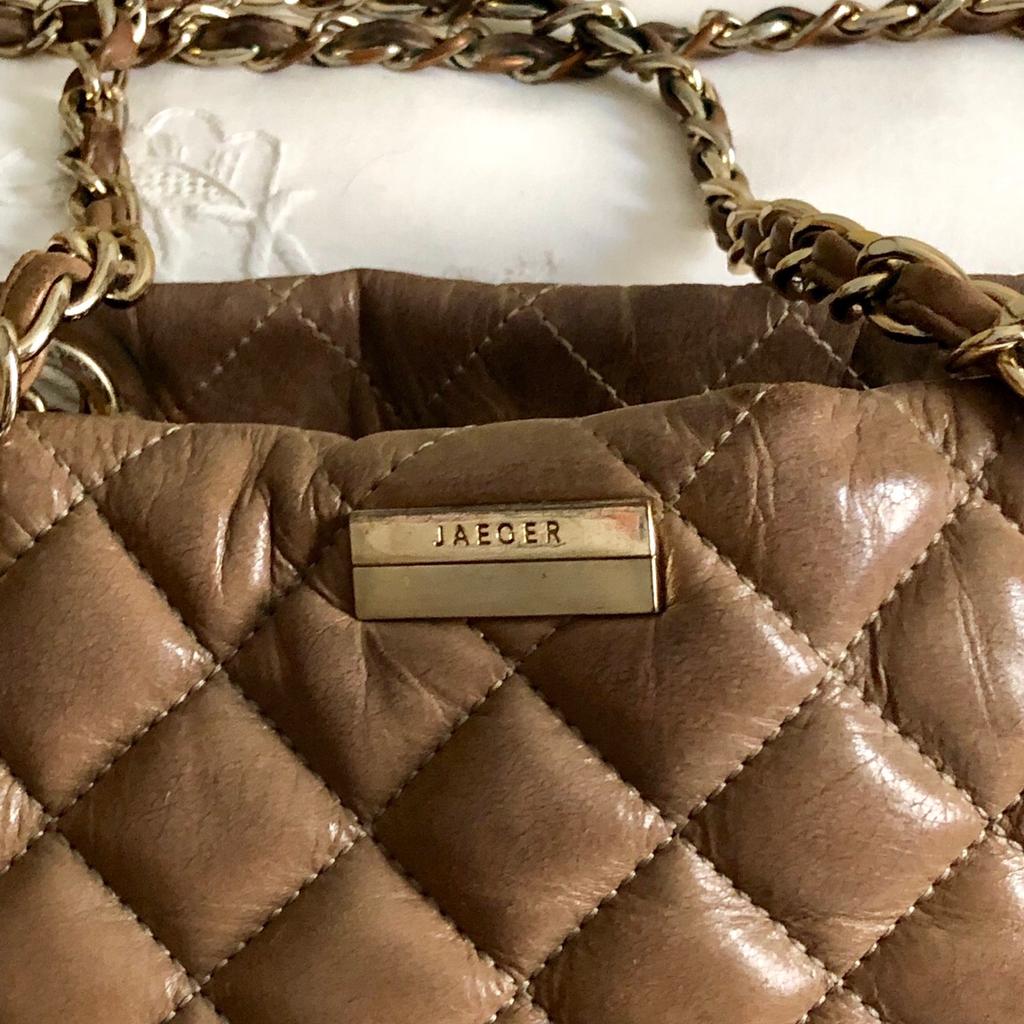 Jaeger Quilted Leather Shoulder Bag in SW1V London für 30,00 £ zum ...