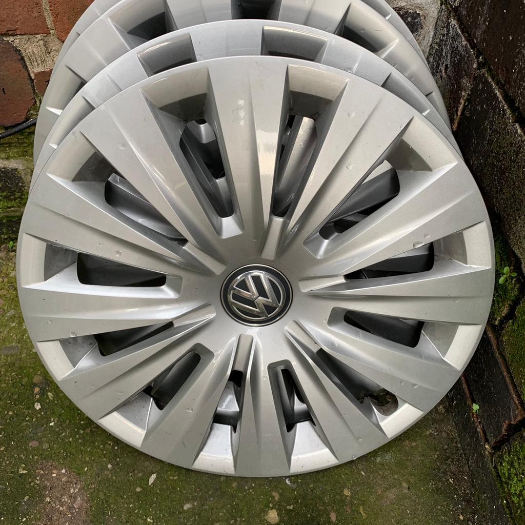 15” GENUINE VW WHEEL TRIMS in Barnsley for £25.00 for sale | Shpock