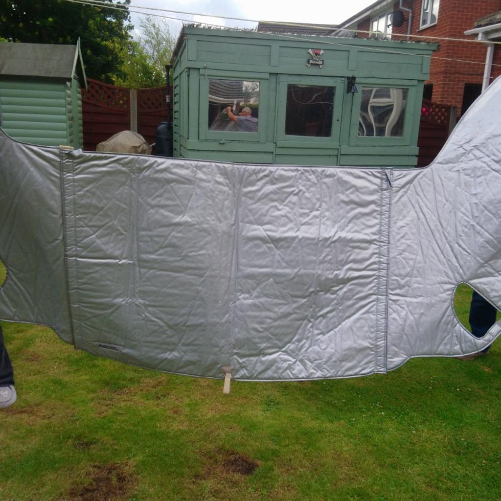 Paragon silver screen windscreen cover in LS27 Leeds for £75.00 for ...
