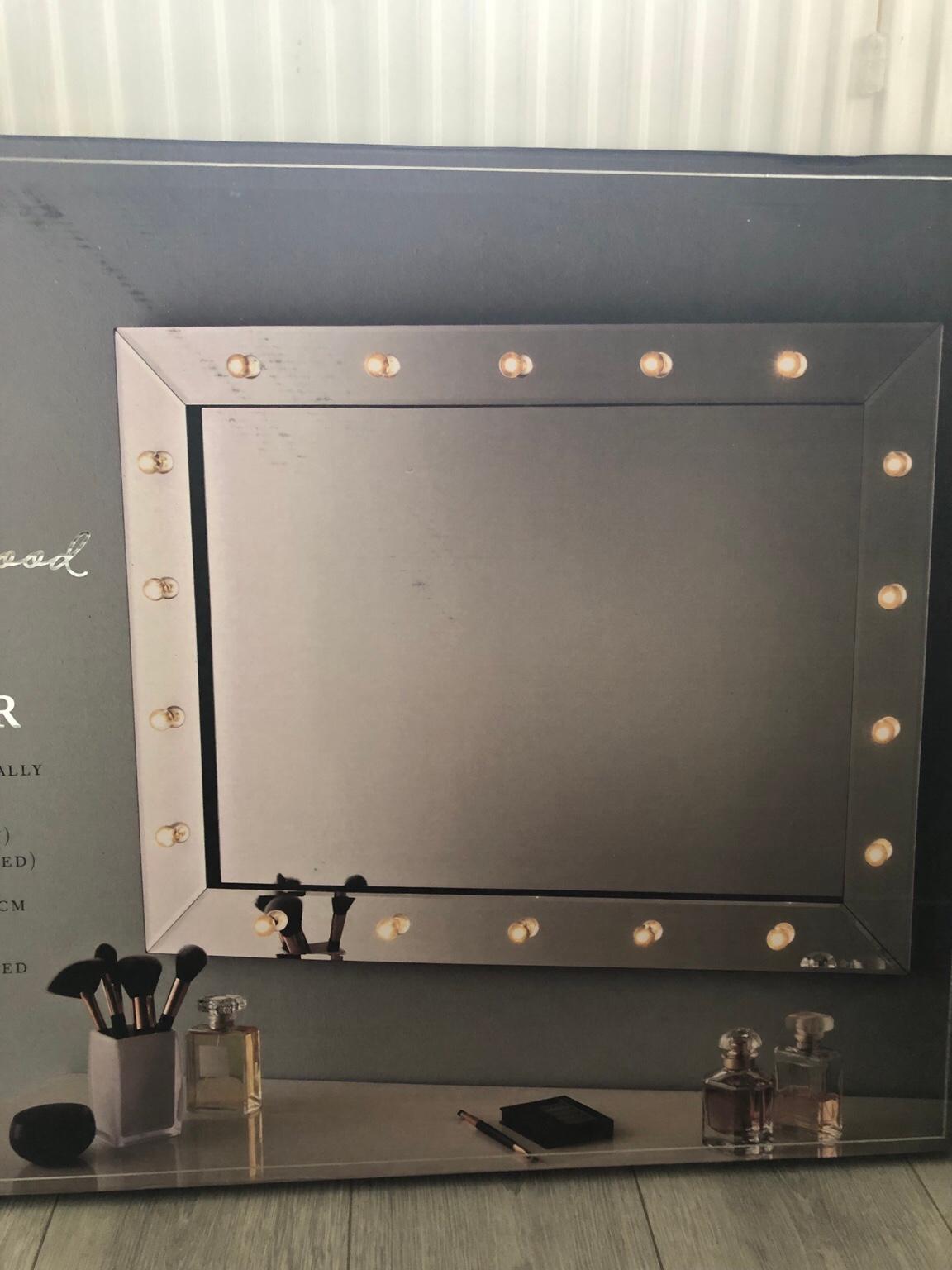 L.E.D Hollywood mirror brand new with box in CR0 London for £40.00 for ...