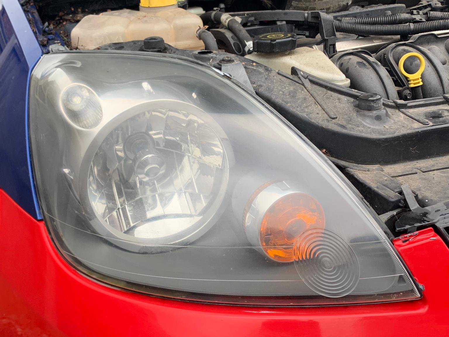 Fiesta st150 face lift headlights in WA7 Runcorn für 50,00 £ zum ...
