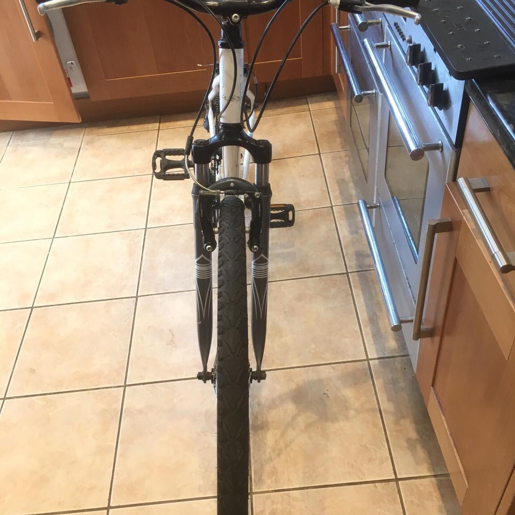 Apollo Sprinter Girls Hybrid Bike16” Frame in SK1 Stockport für £ 90,00 ...