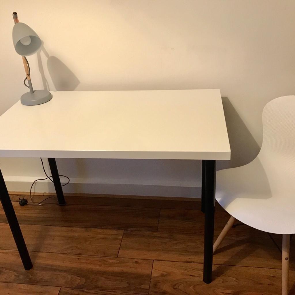 Ikea white/black desk table Linnmon / Adils in NW1 Camden für £ 10,00 ...