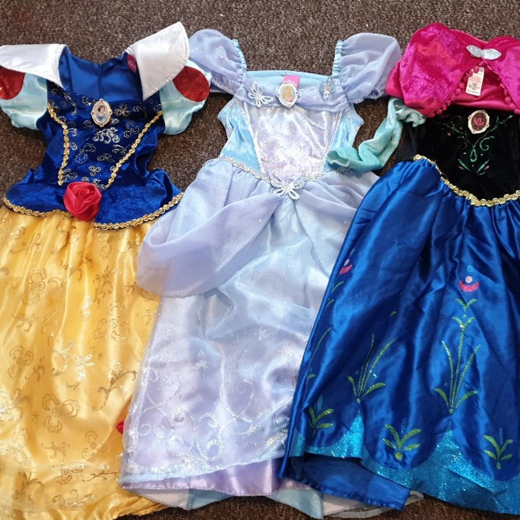 Girls Fancy Dress Costumes Aged 4 5 In Pr8 Sefton Für £ 1500 Zum Verkauf Shpock At