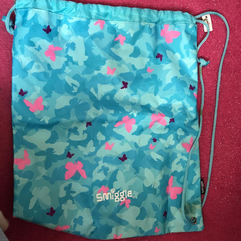 Smiggle in TW16 Spelthorne für £ 3,00 zum Verkauf | Shpock AT