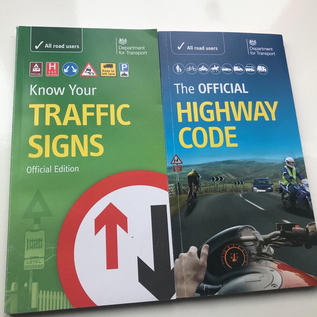Highway Code and Traffic Signs (DVLA) in SK15 Tameside für £ 10,00 zum ...