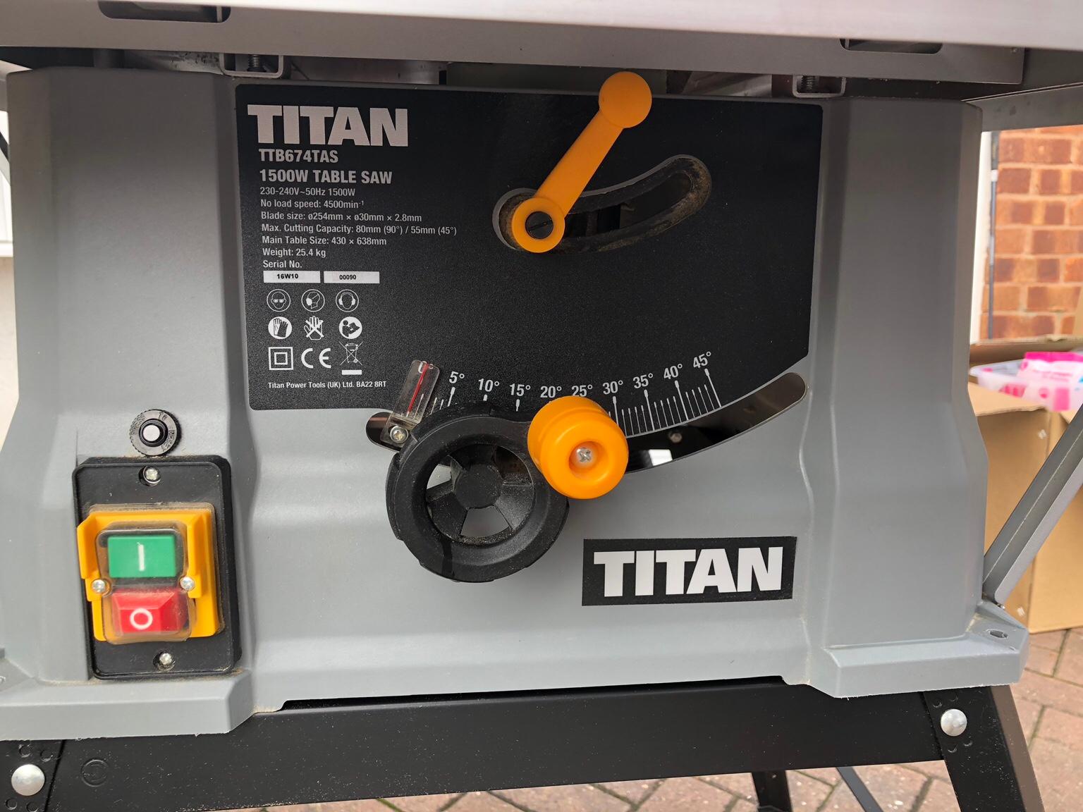 Titan table saw in B77 Tamworth für £ 50,00 zum Verkauf | Shpock AT
