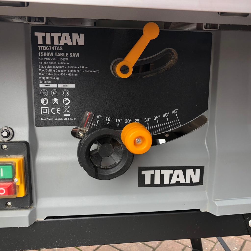 Titan table saw in B77 Tamworth für £ 50,00 zum Verkauf | Shpock AT