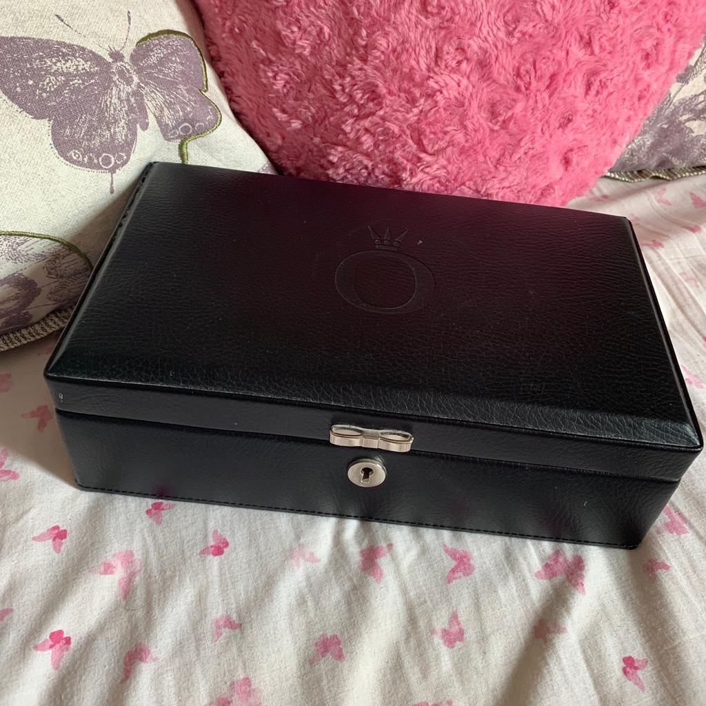Pandora leather jewellery box in WF6 Wakefield für 50,00 £ zum Verkauf ...
