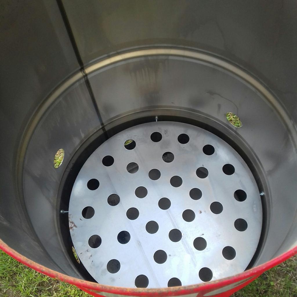 Ölfass Pennertonne Feuerfass Feuerstelle 200L in 67551 Horchheim for € ...