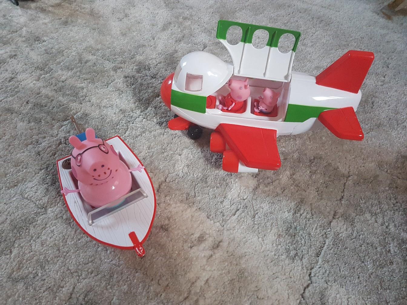 Peppa pig holiday plane and speed boat in Bretton für £ 12,00 zum ...