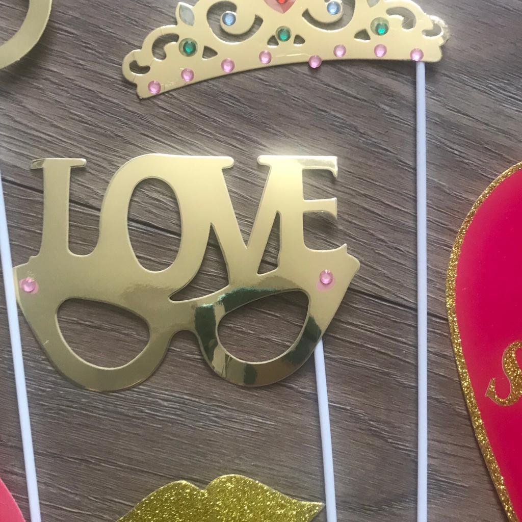 Free hen do photo booth style props in SE13 Lewisham für gratis zum ...